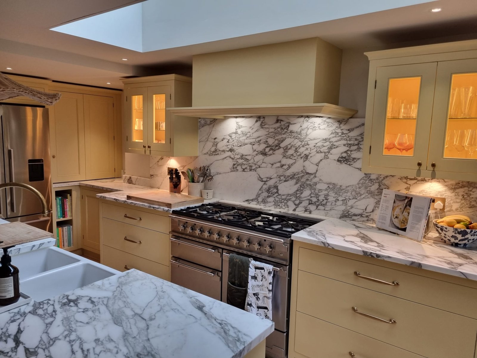 Faversham - Kitchen - Rupert Tozer Furniture Design